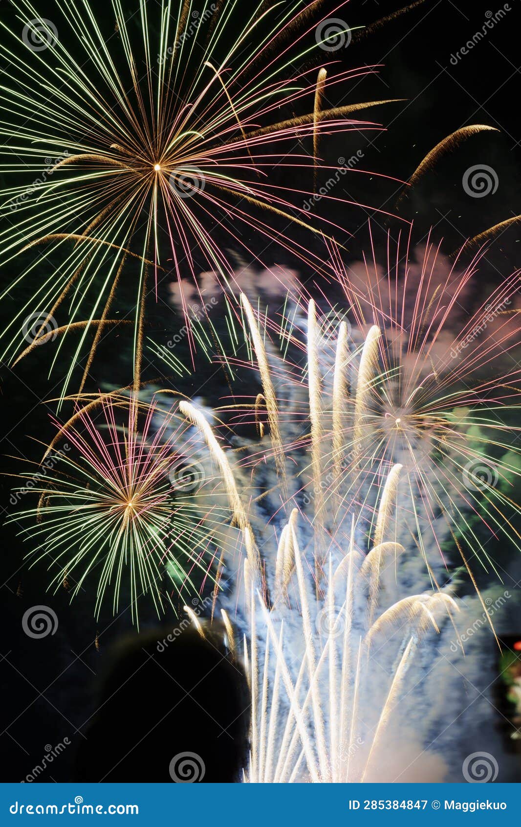 Fireworks in a night sky stock image. Image of decoration - 285384847
