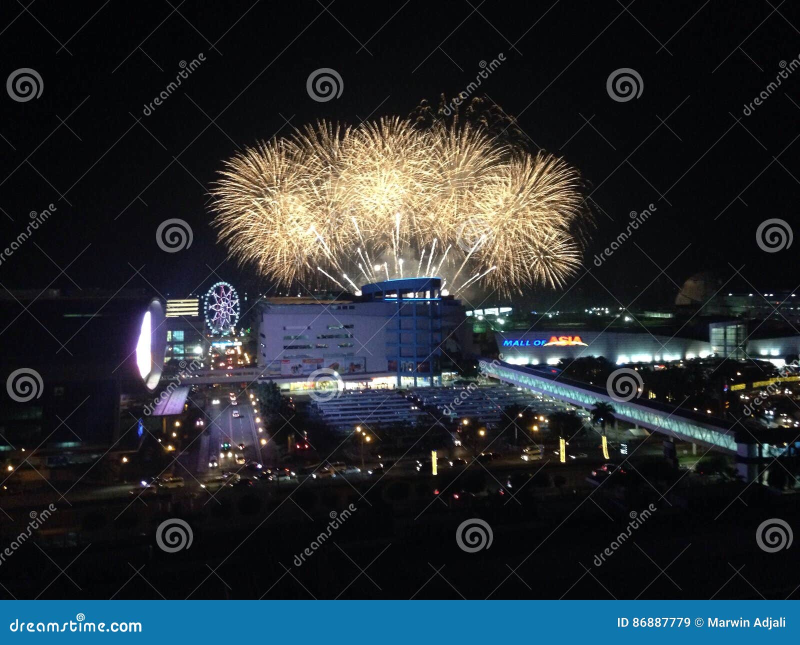 Fireworks Show editorial stock image. Image of fireworks - 86887779