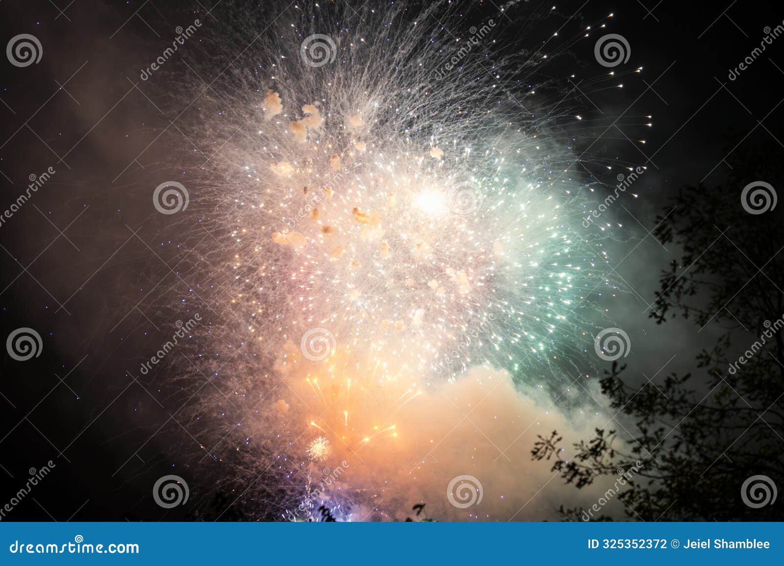 Fireworks in the Smoky Night Sky. Stock Photo - Image of fire, glow ...