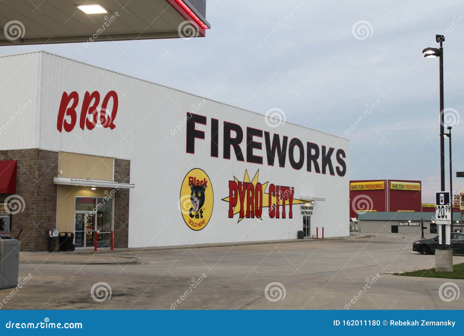 Fireworks Store Exterior 2351 Editorial Image - Image of business ...