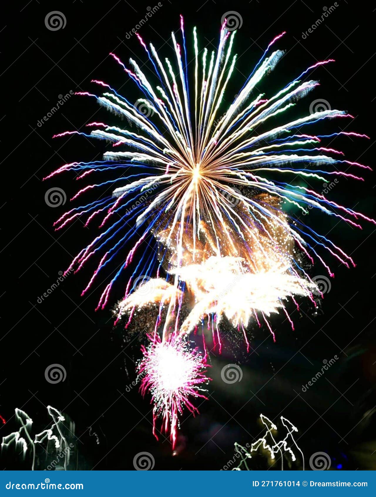 Fireworks in the Summer Night - August 2019 @salvaintheworld Stock ...