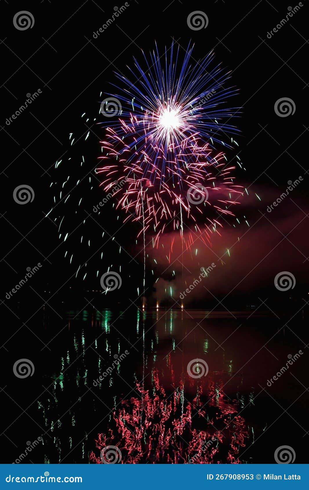 Fireworks on the Water Surface Stock Image - Image of lake, burst ...