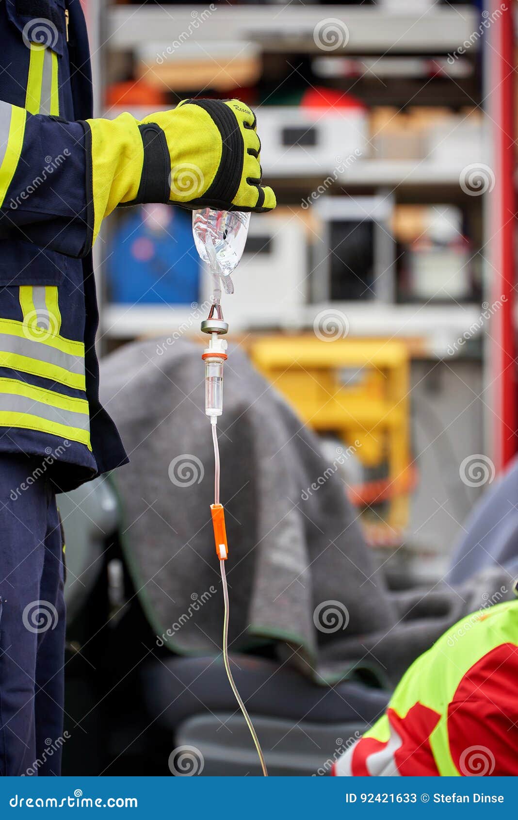 First aid by firefighter stock image. Image of care, procedure - 92421633