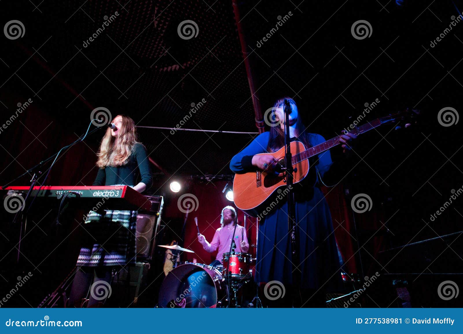 First Aid Kit - Johanna and Klara Soderberg in Session at Pianos ...