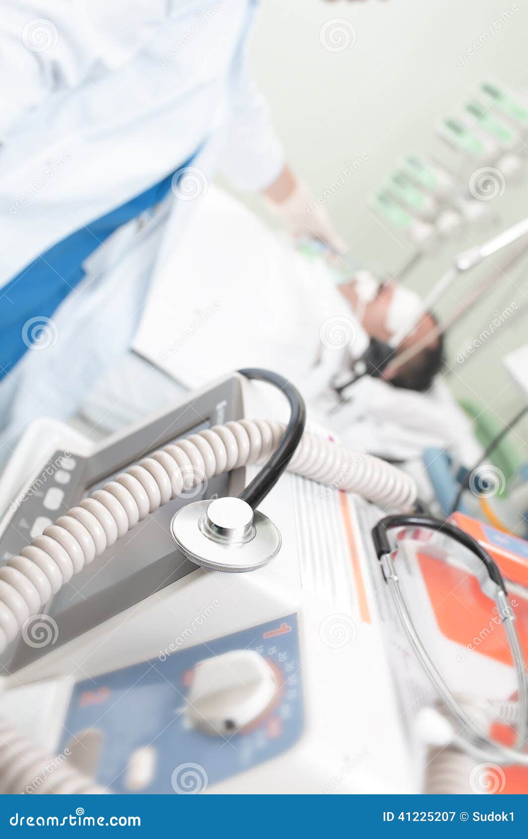 First aid n the hospital stock image. Image of emergency - 41225207