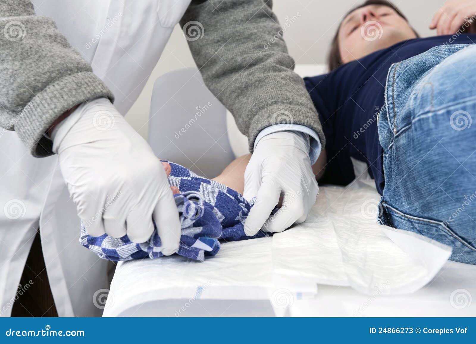 First aid room stock image. Image of examination, sterile - 24866273