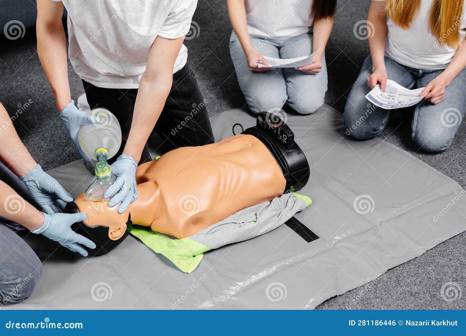 First Aid Training - Cardiopulmonary Resuscitation. First Aid Course on ...