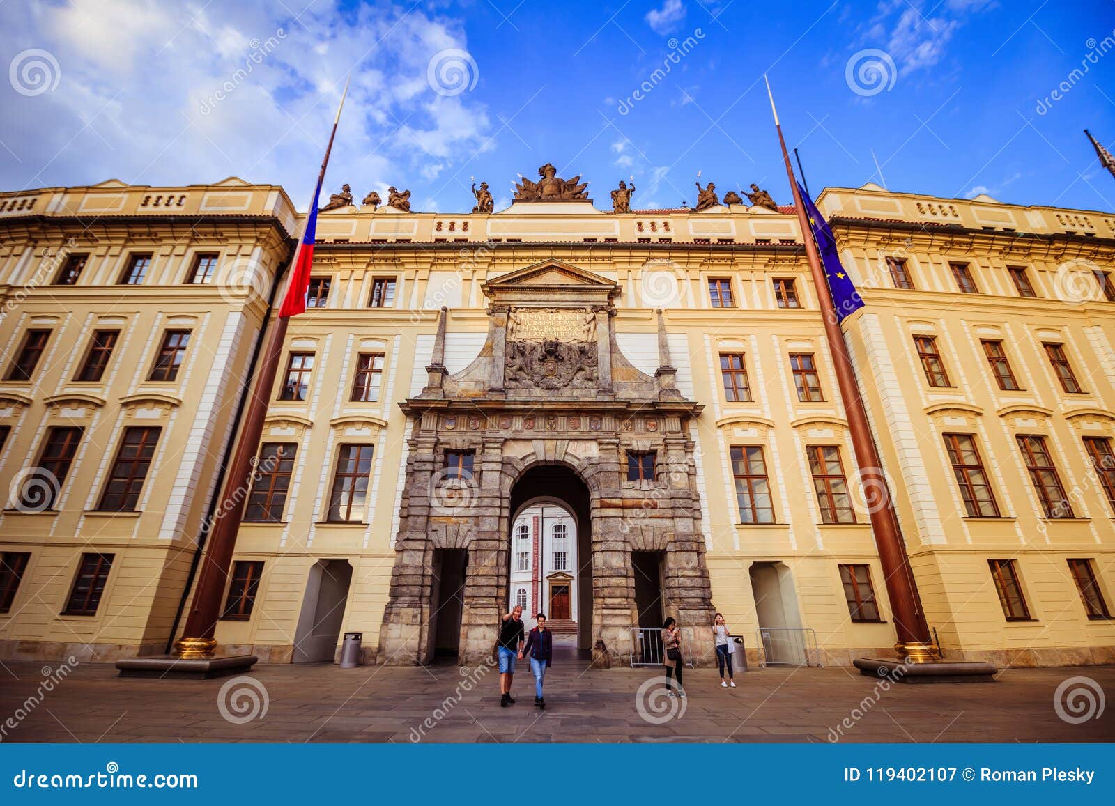 The First Courtyard in the Area of the Prague Castle in Summer ...