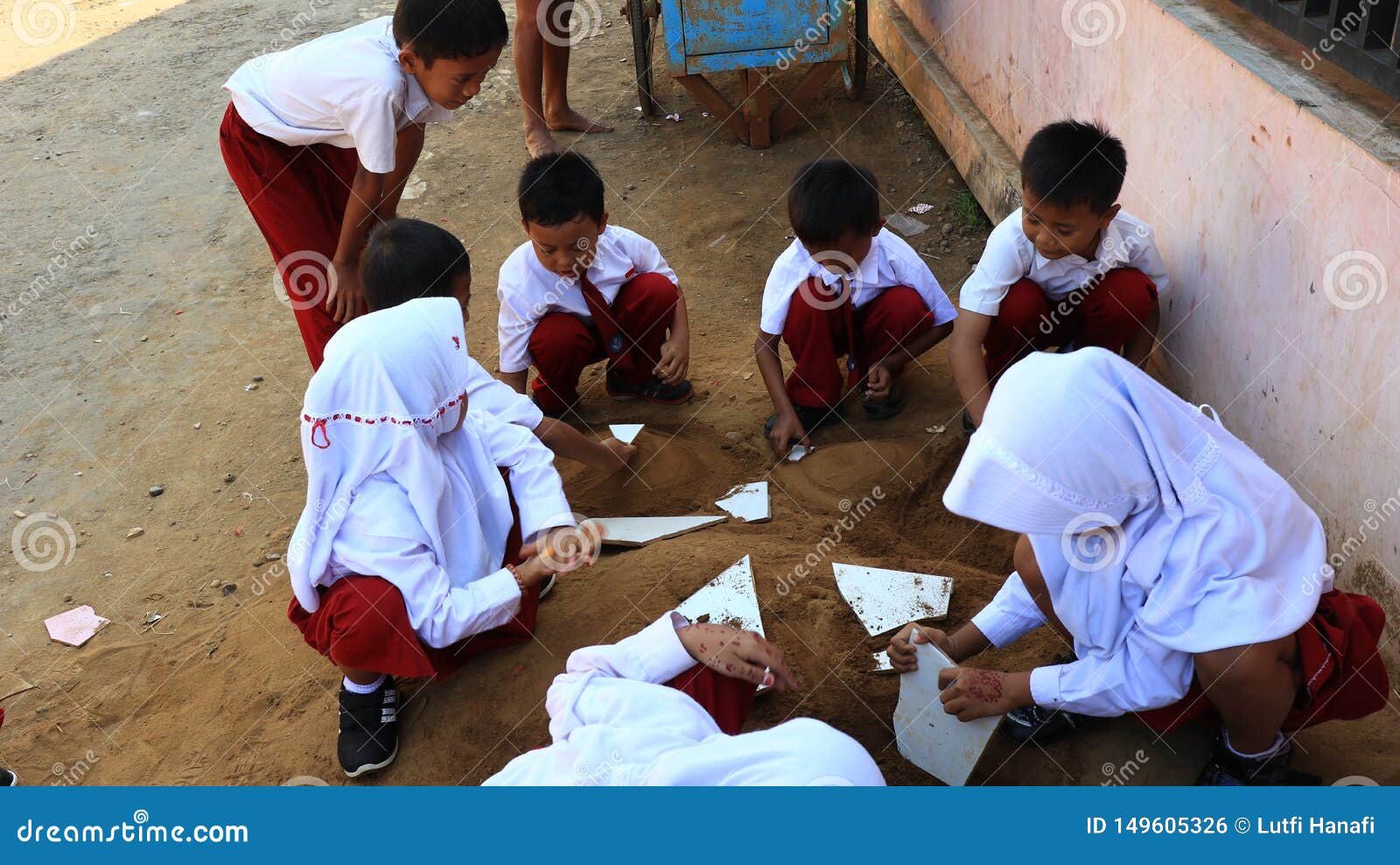 First Day School of Elementary School Students Editorial Photo - Image ...