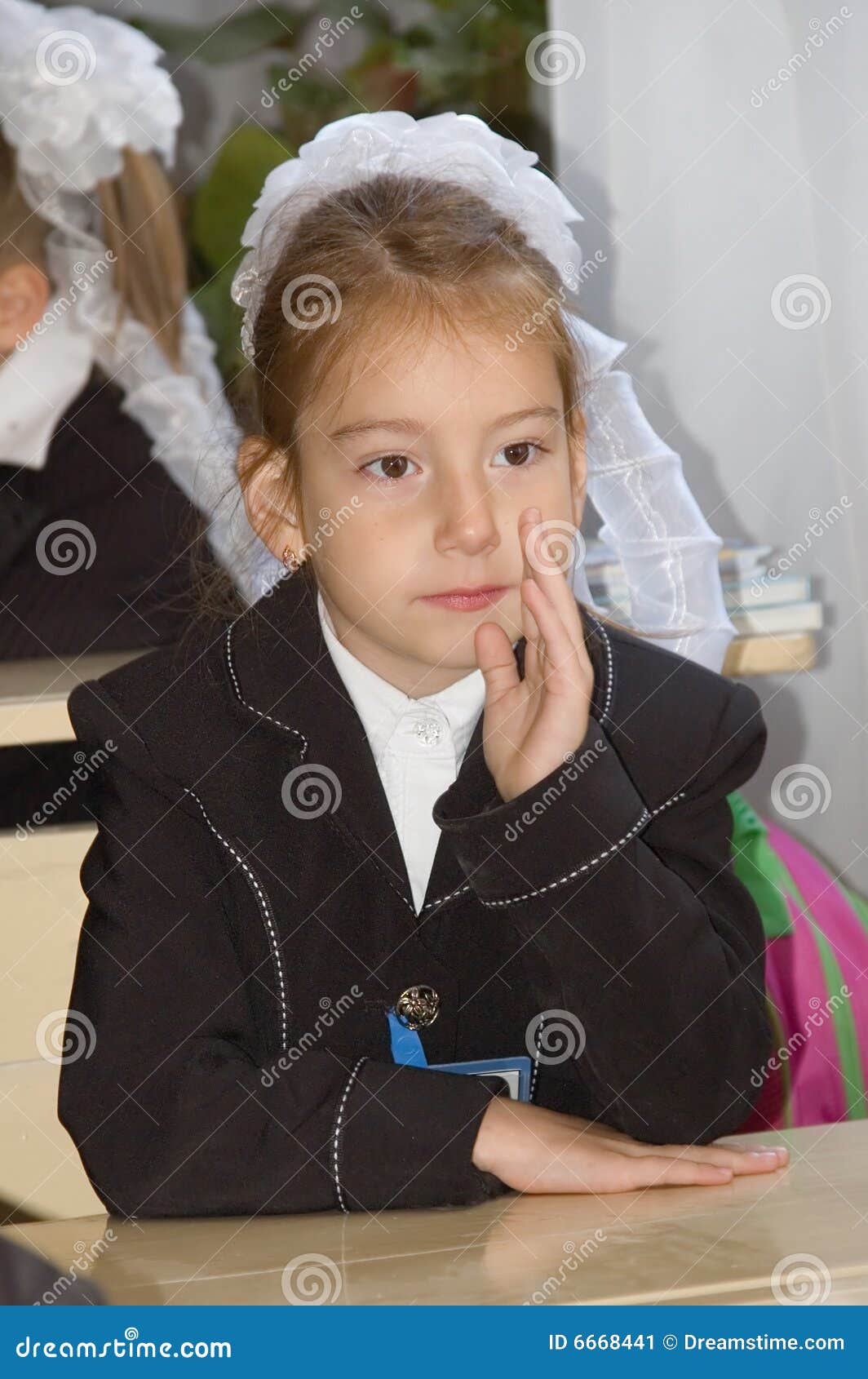 First Grader Begin To Learn Stock Image - Image of girl, human: 6668441