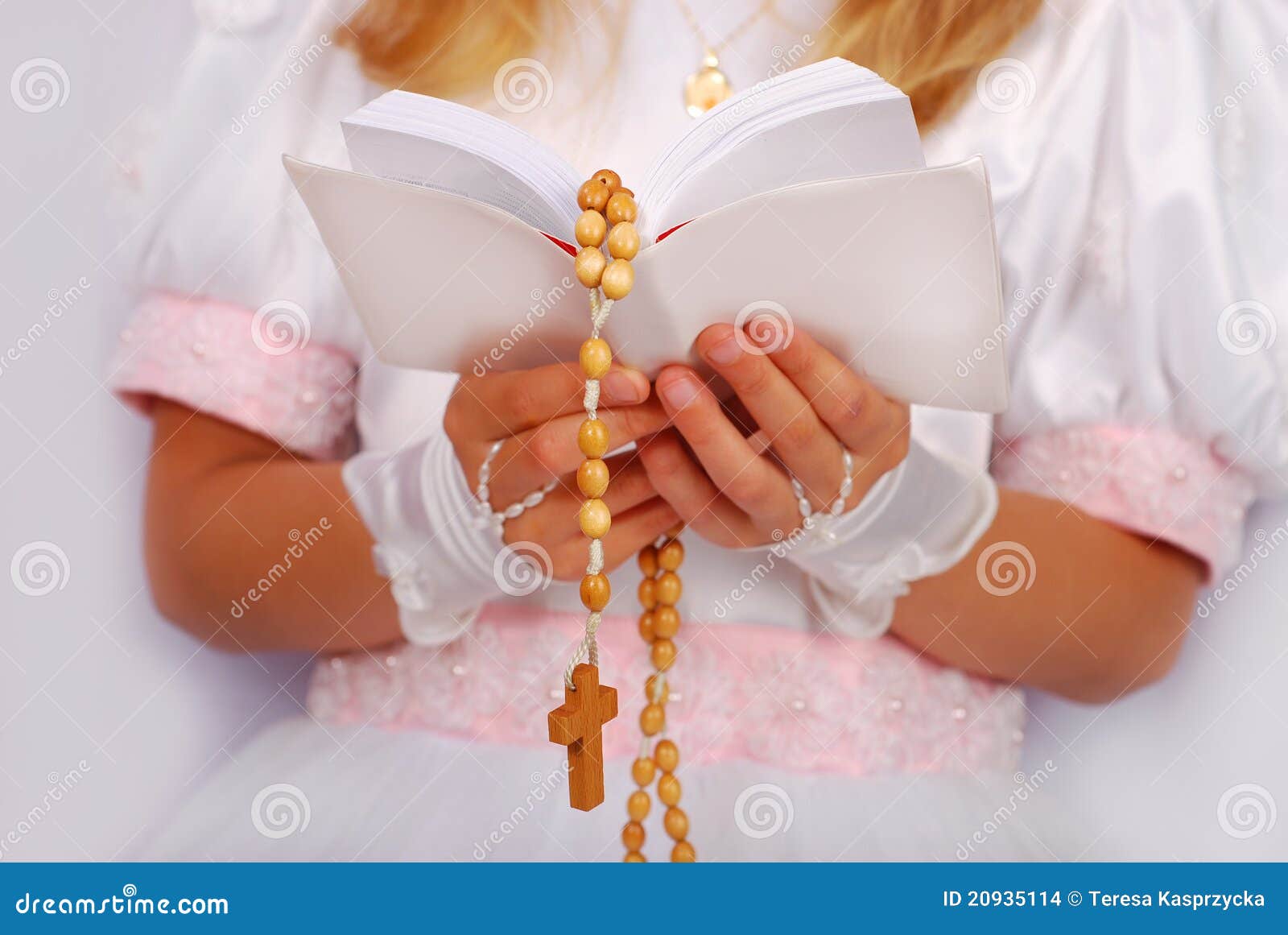 The first holy communion stock photo. Image of prayer - 20935114