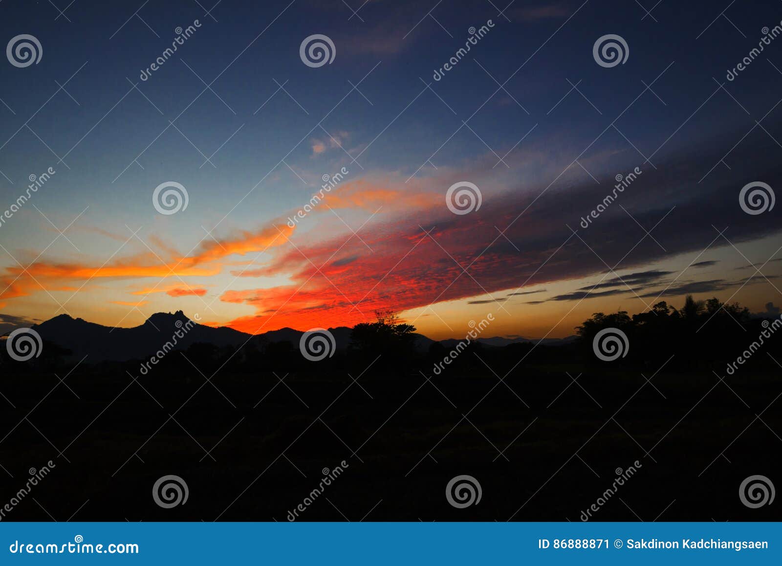 The First Rays of the Rising Sun Stock Image - Image of countryside ...