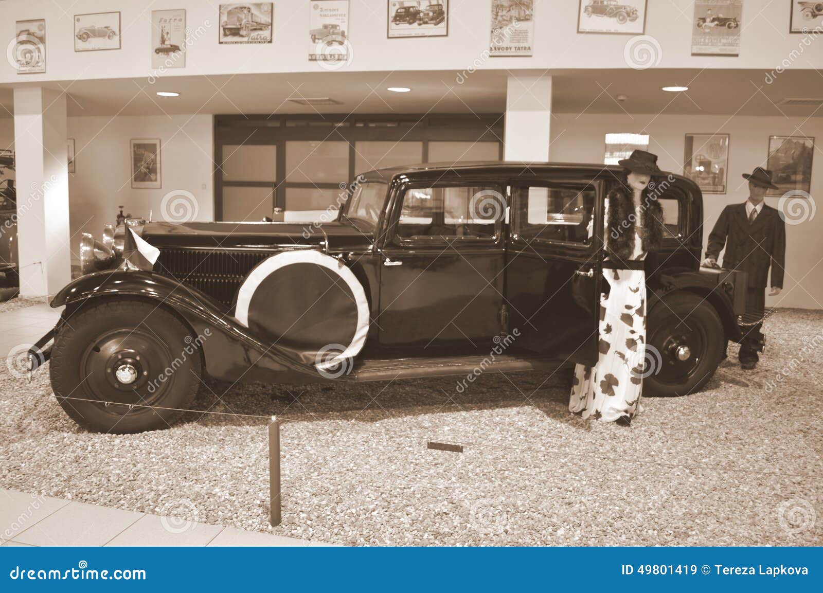 First Republic Bank Located At 443 Park Ave South In Midtown Manhattan ...