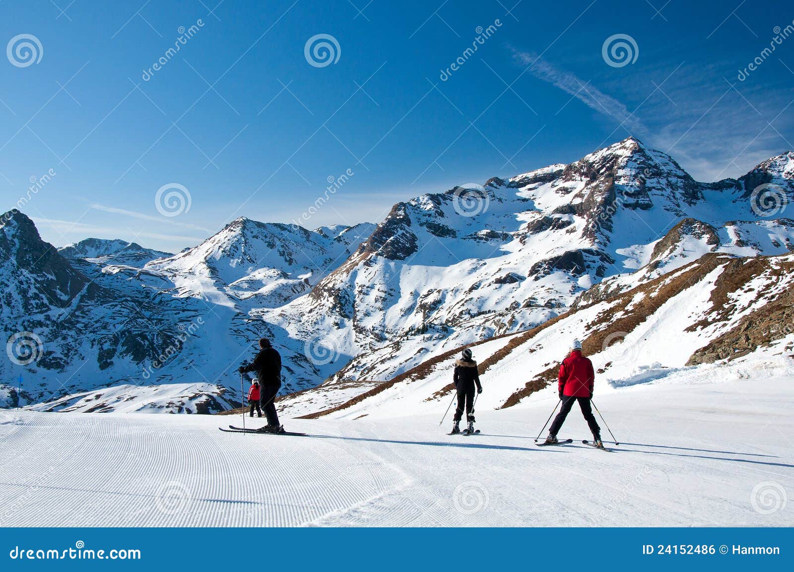 The First Skiers on the Slope Stock Photo - Image of formigal, season ...
