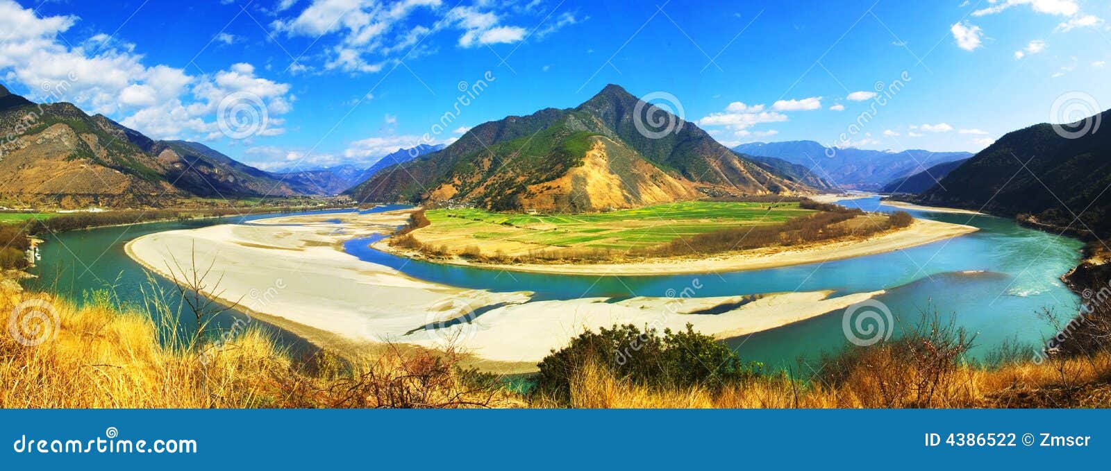 The First Turn of the Yangtse Stock Photo - Image of nature, tour: 4386522