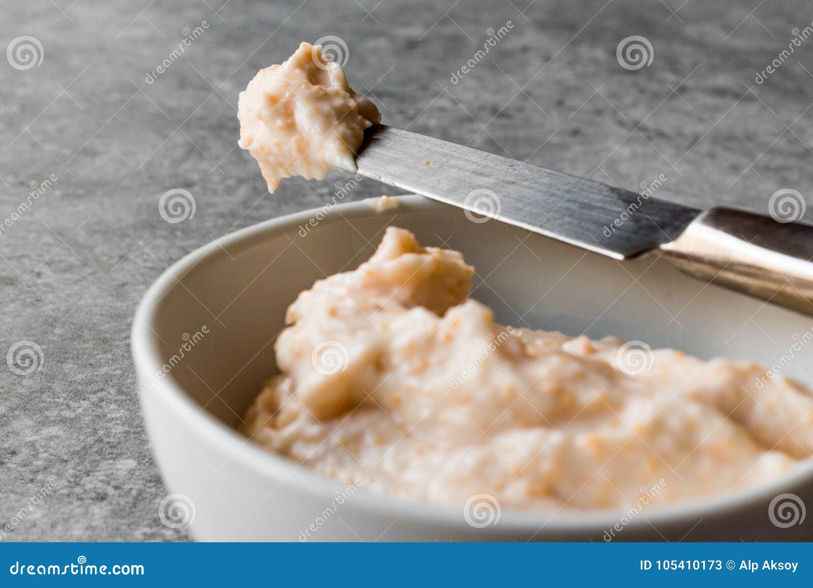 Fischei-Paste Tarama Gemacht Mit Kaviar/Taramasalata Stockbild - Bild ...