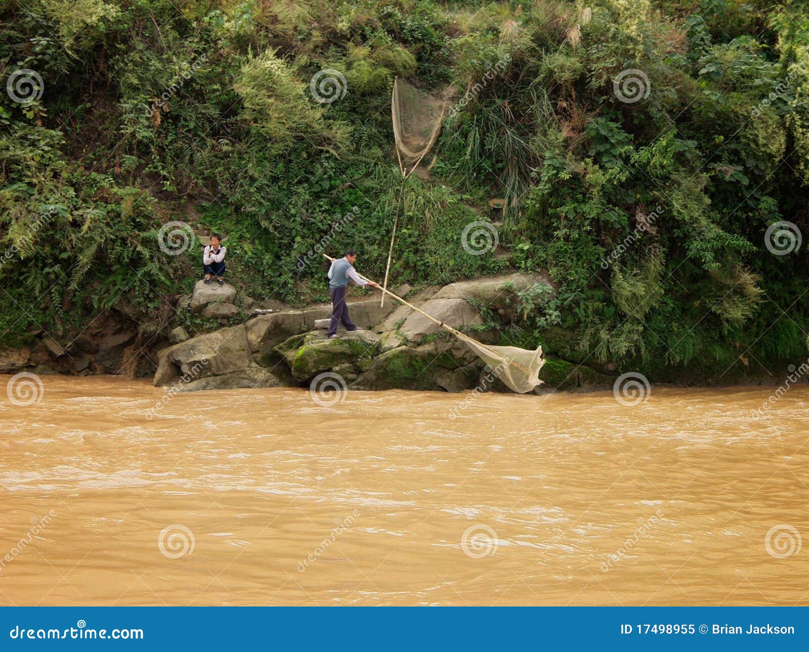 Fischer Entlang Dem Yangtze-Fluss Redaktionelles Bild - Bild von netz ...