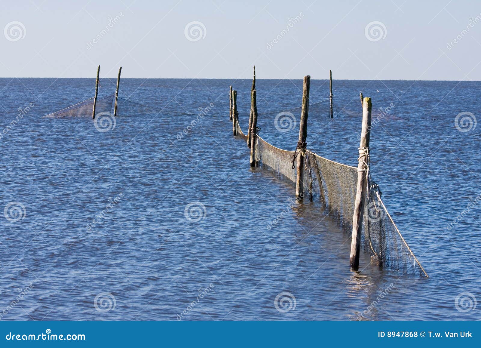 Fischerei-Netze stockfoto. Bild von fischen, klatschen - 8947868
