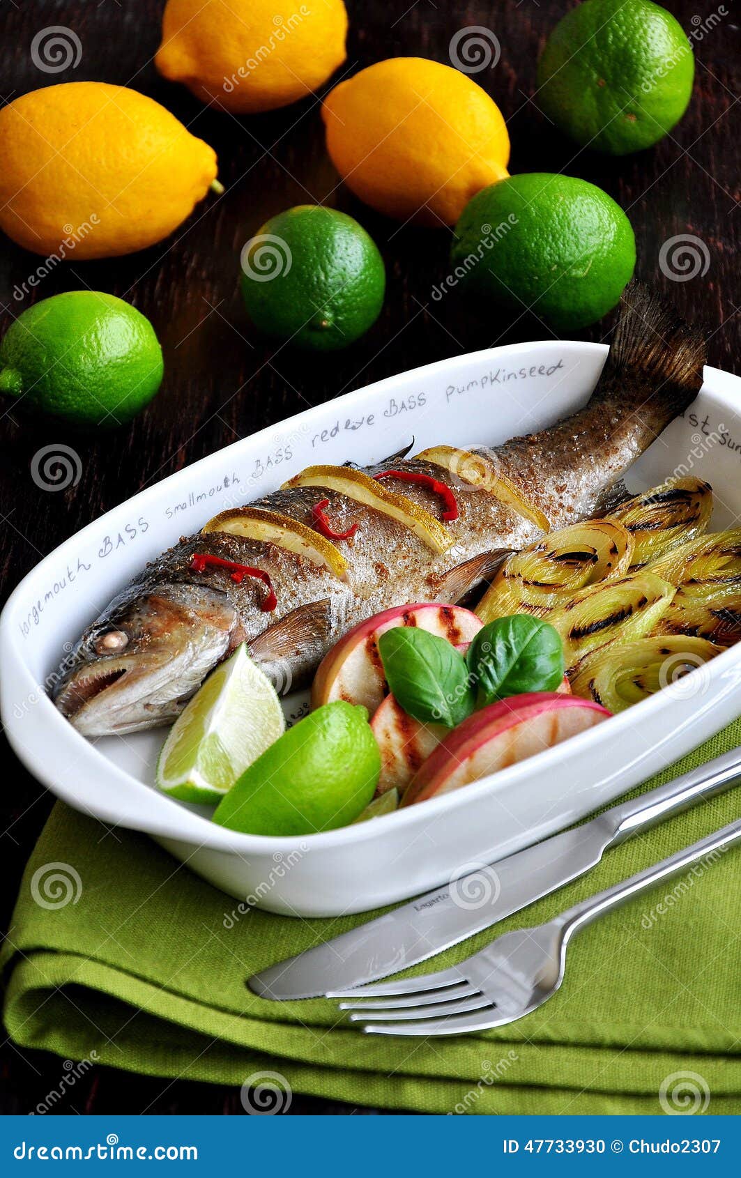 Fish apples bow stock photo. Image of baked, lime, fish - 47733930