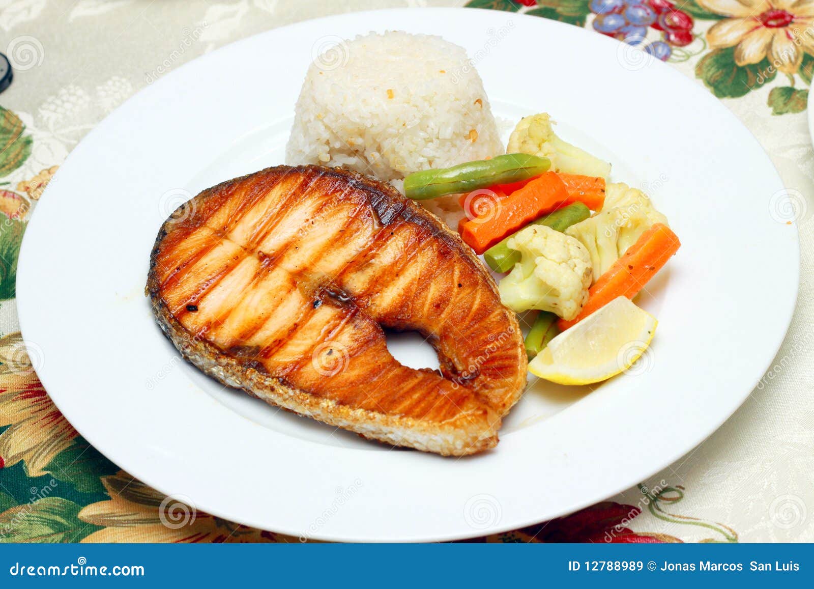 Fish fillet stake stock image. Image of beans, green - 12788989