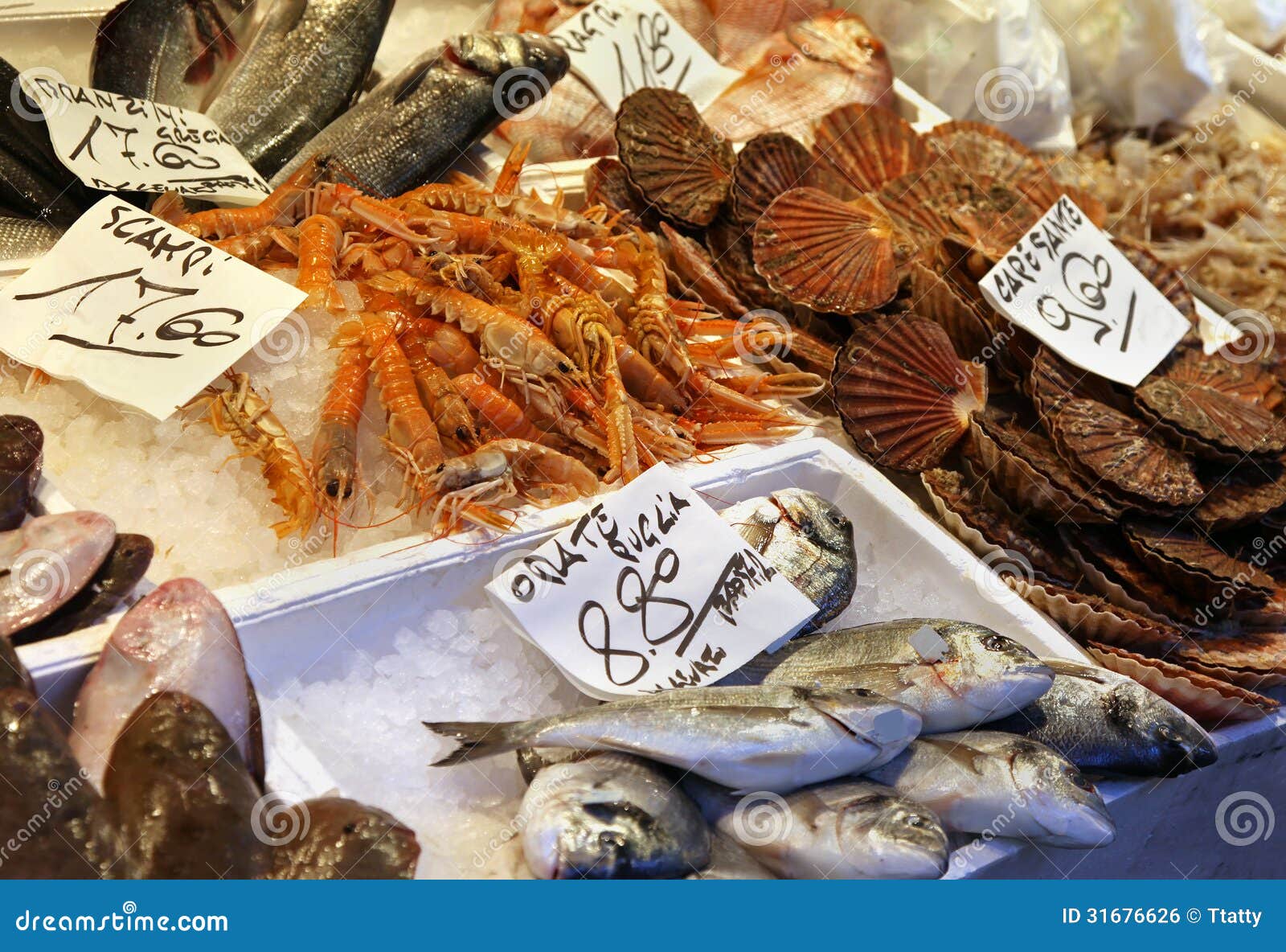 Fish market stall stock photo. Image of pile, crustacean - 31676626