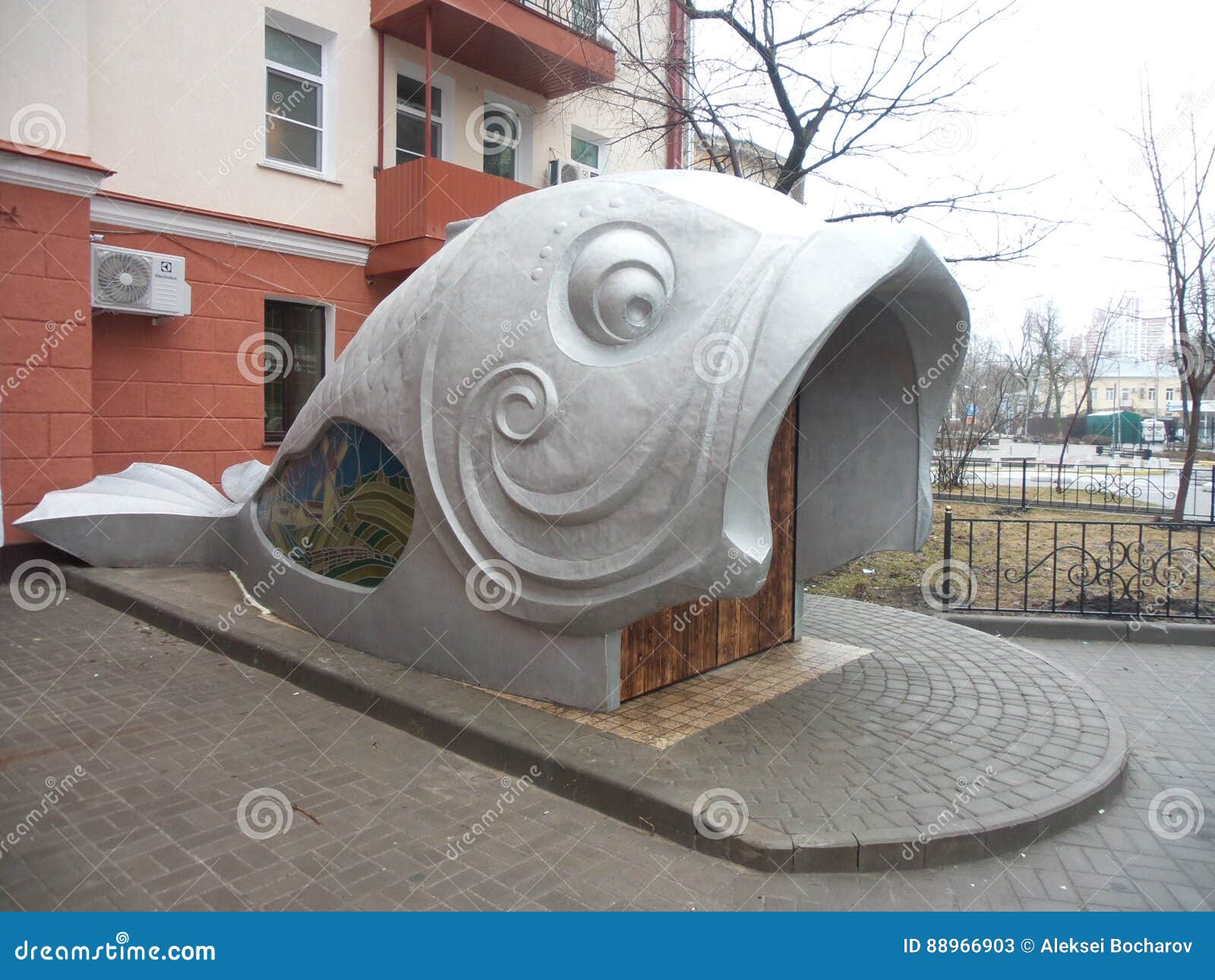 Fish monument editorial stock photo. Image of entrance - 88966903