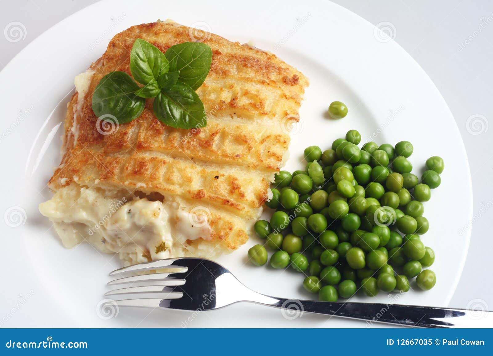 Fish pie with peas stock image. Image of dinner, english - 12667035
