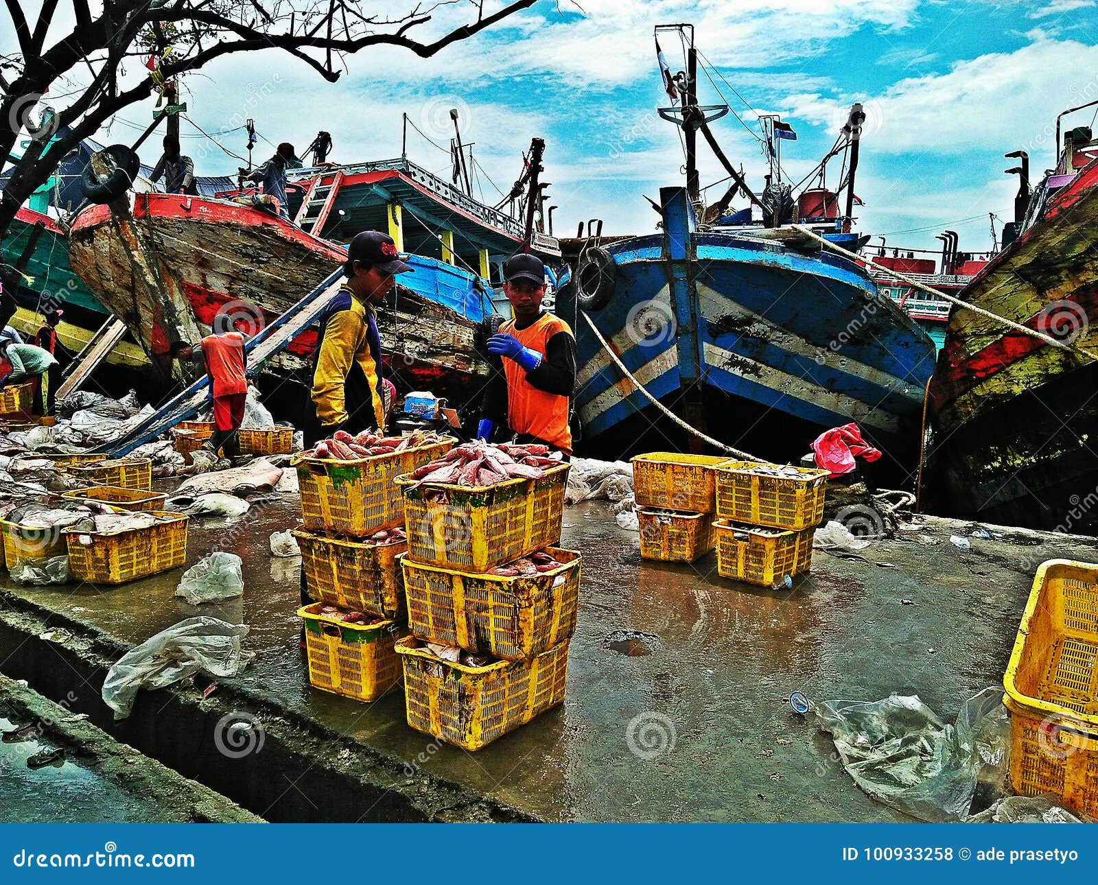 Fish port editorial stock photo. Image of lanscape, java - 100933258