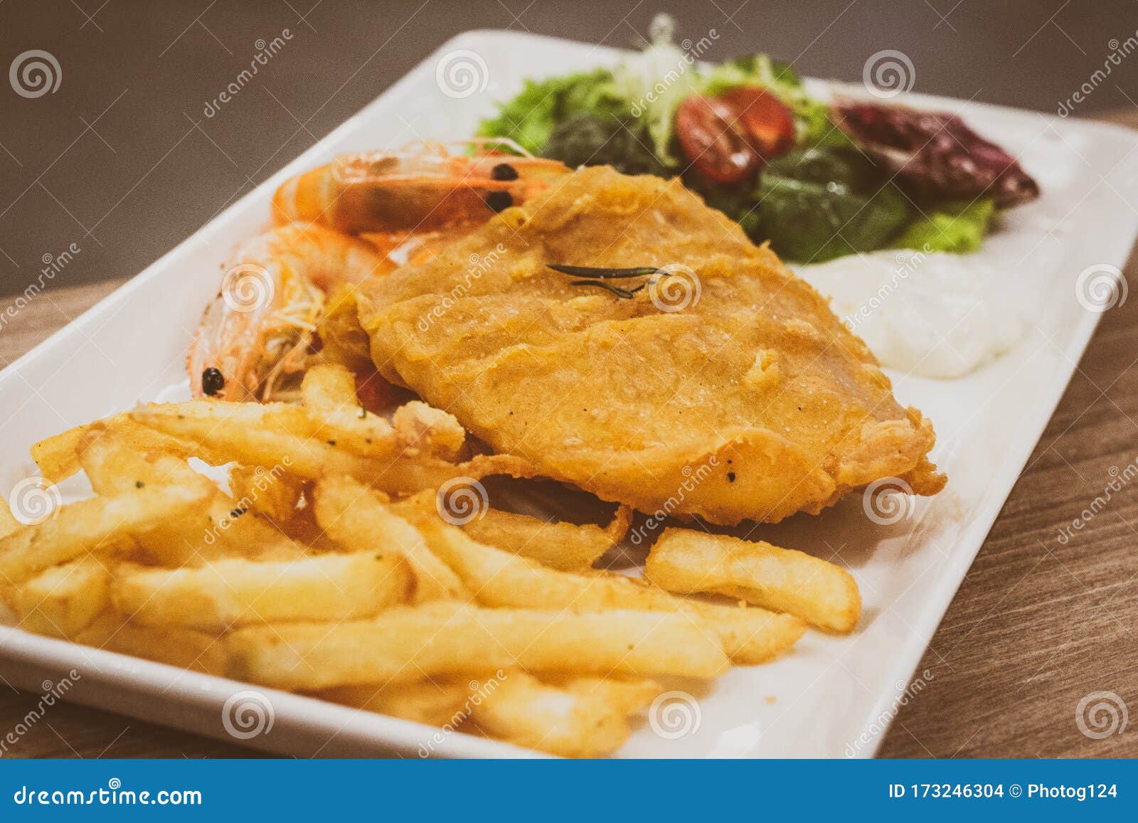 Fish and Shrimps Snapper Battered and Fried, Served with Tartar Sauce ...