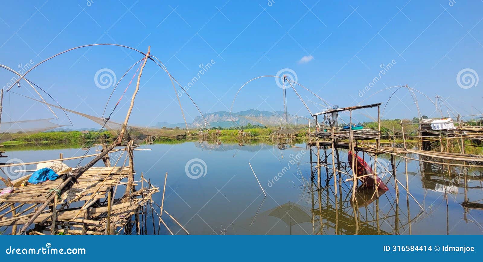 Net Fish Trap Stock Photo | CartoonDealer.com #49838988