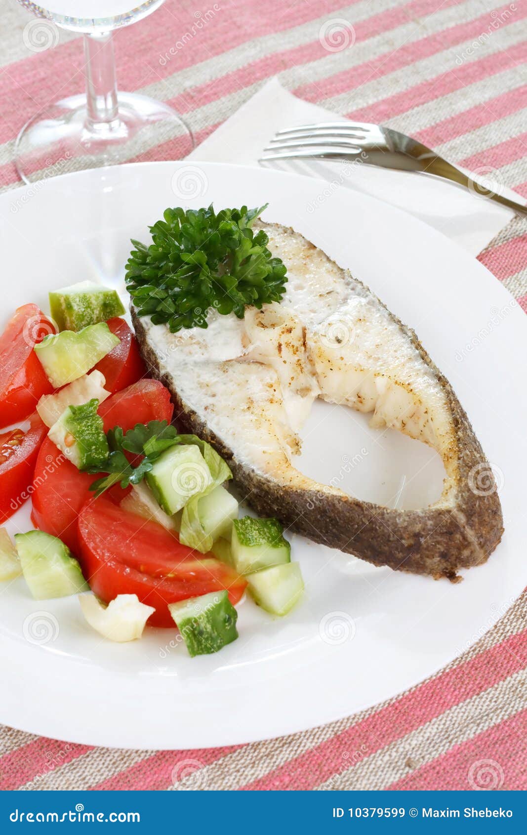 Fish with vegetables stock image. Image of nutrition - 10379599