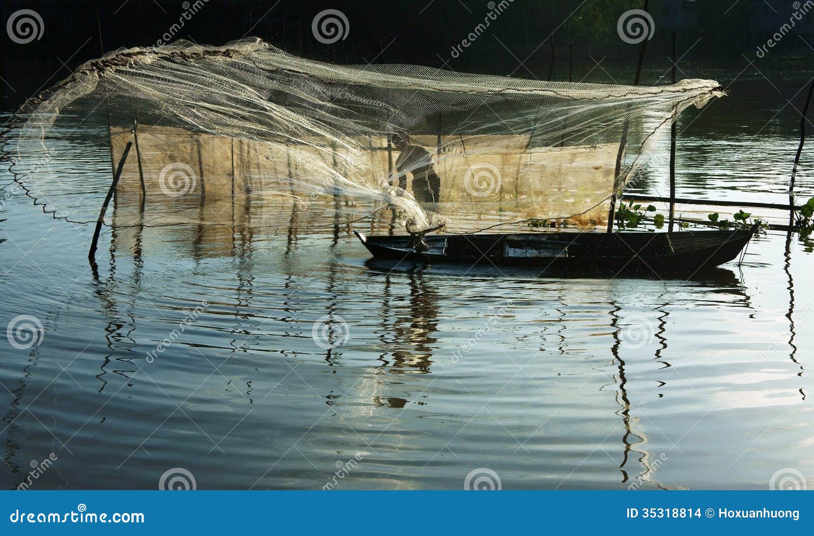 Fisherman Cast a Net on River Stock Photo - Image of fisherman, beauty ...