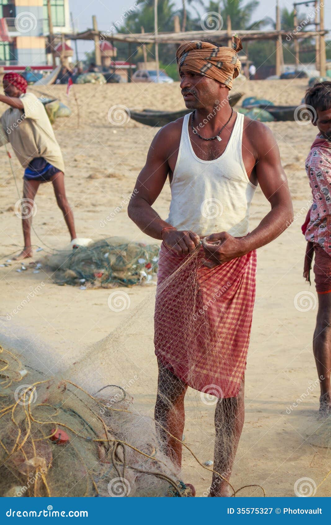 Fisherman in India editorial photography. Image of asia - 35575327