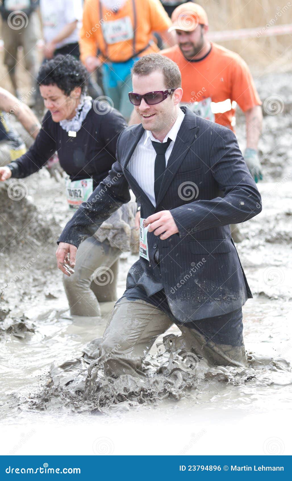 Fisherman S Friend Strongman Run 2012 Editorial Photo - Image of crowd ...