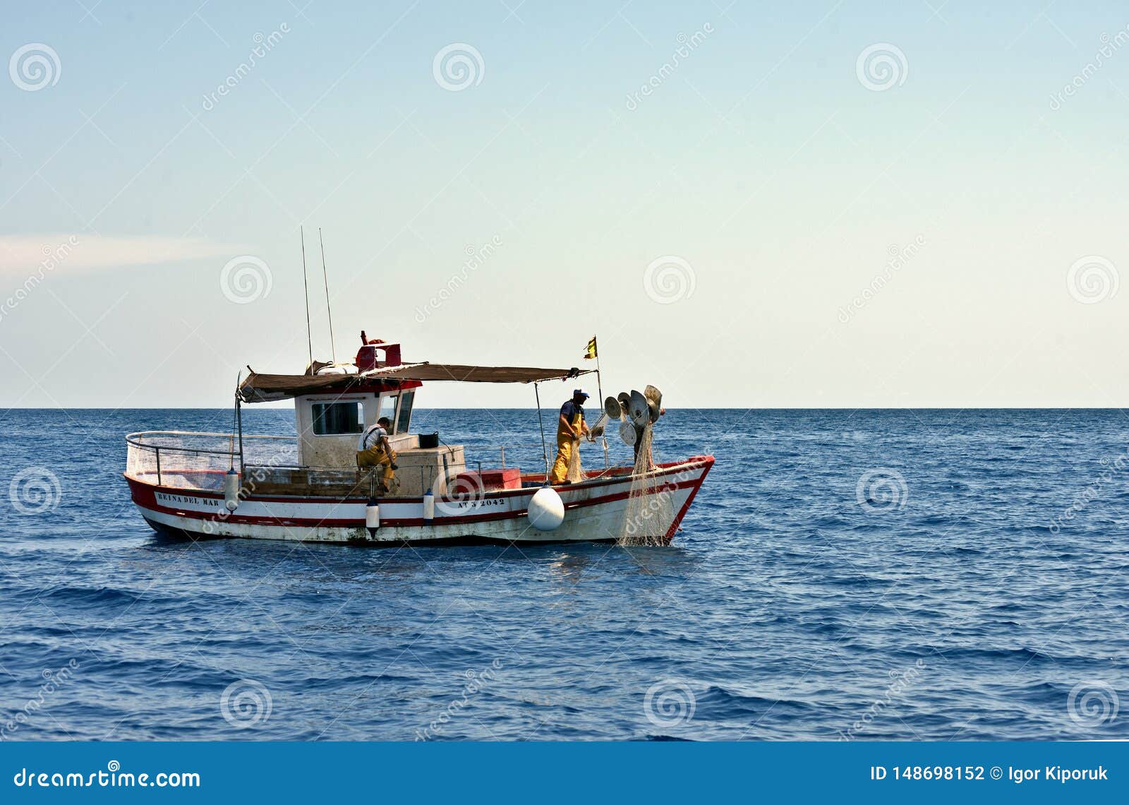 Fishermen at work editorial photography. Image of spain - 148698152