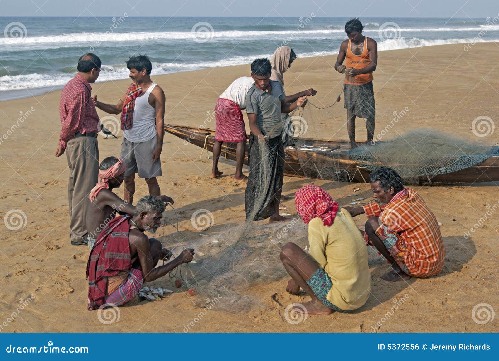Fishermen at work editorial photo. Image of people, surf - 5372556