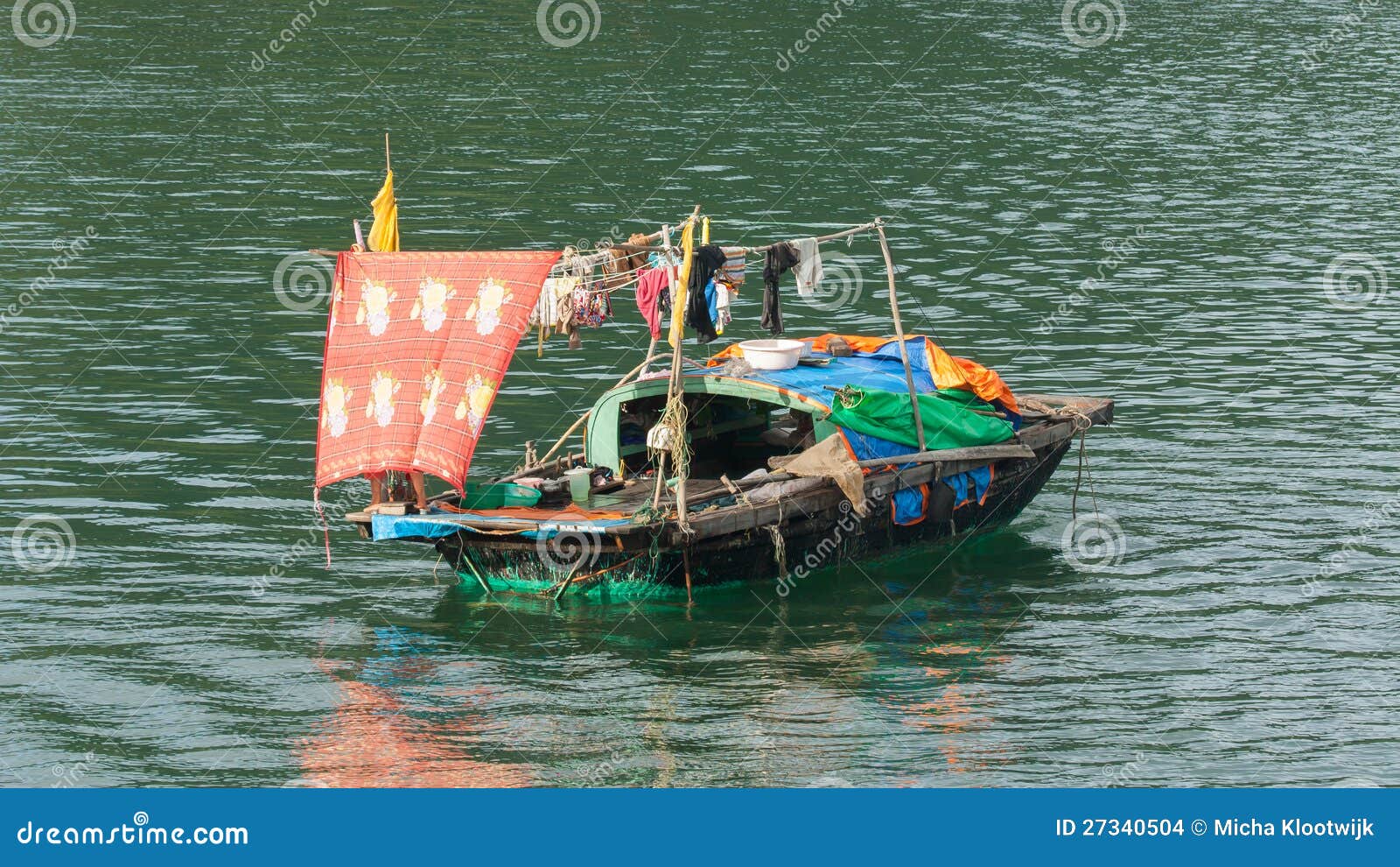 Fishing Boat in the Ha Long Bay Stock Photo - Image of rock, overcast ...