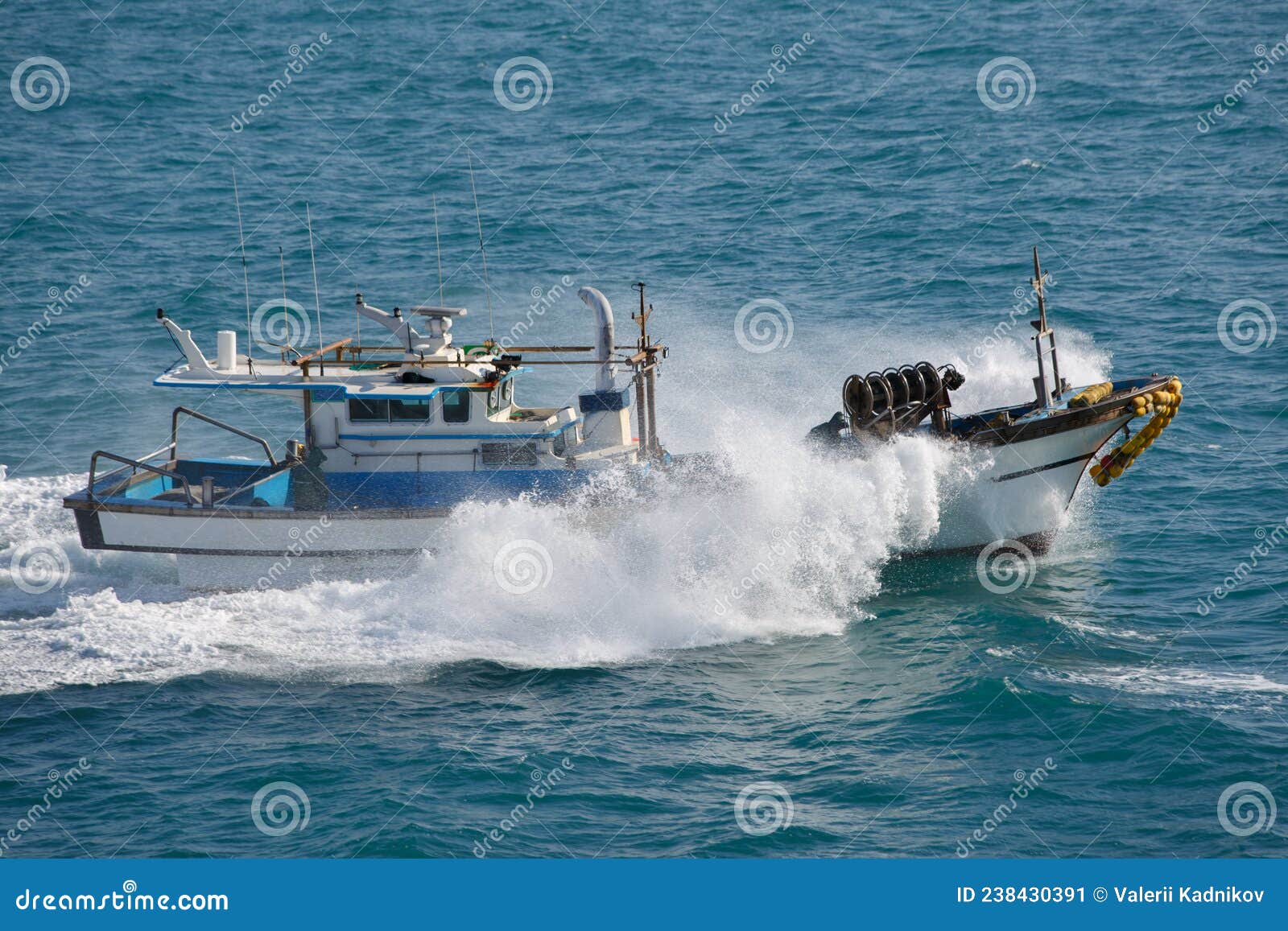 The Fishing Boat in Sea Splashes Stock Image - Image of speed, water ...