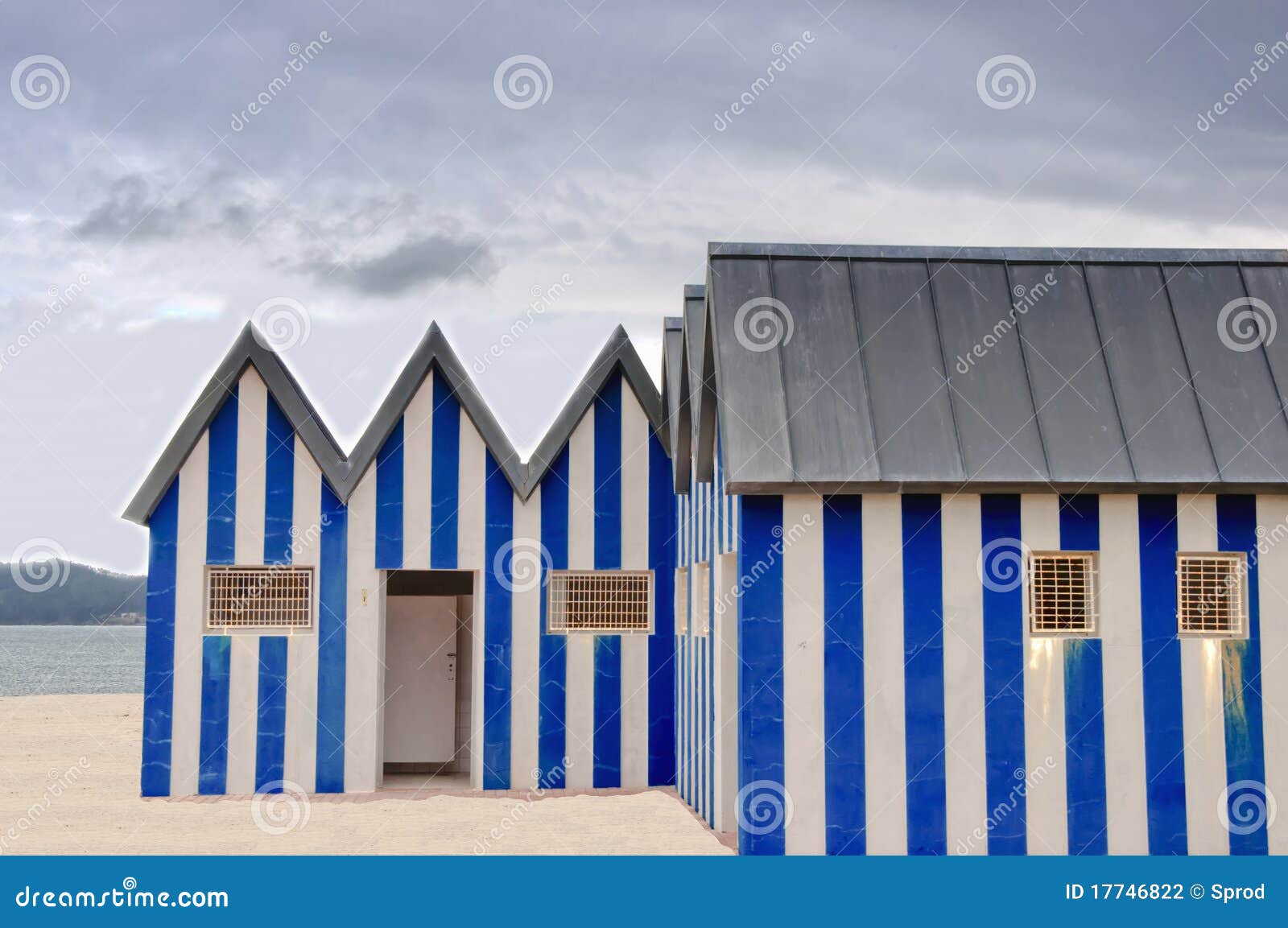Fishing shack stock photo. Image of reflection, blue - 17746822