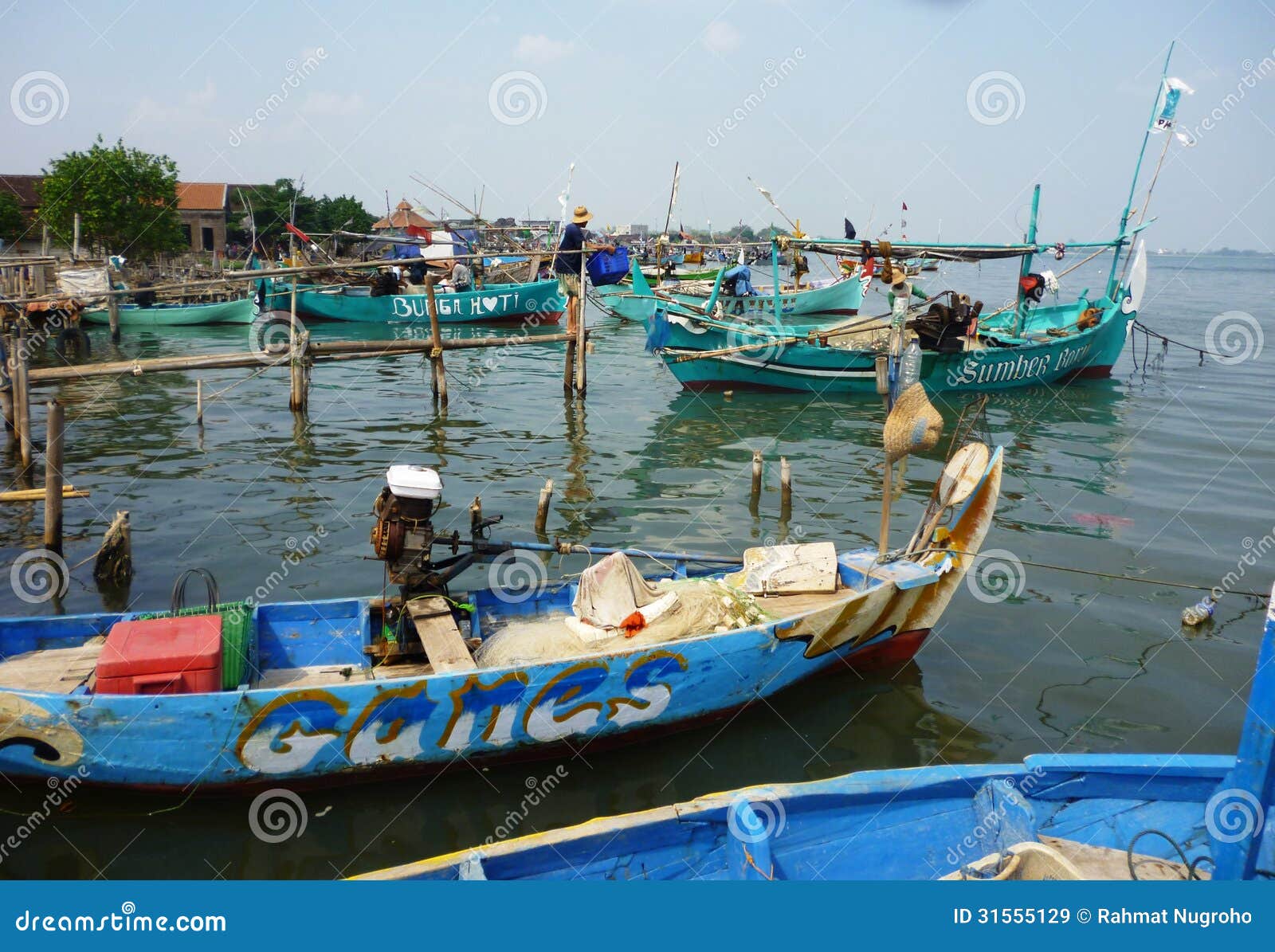 Fishing village editorial stock image. Image of village - 31555129