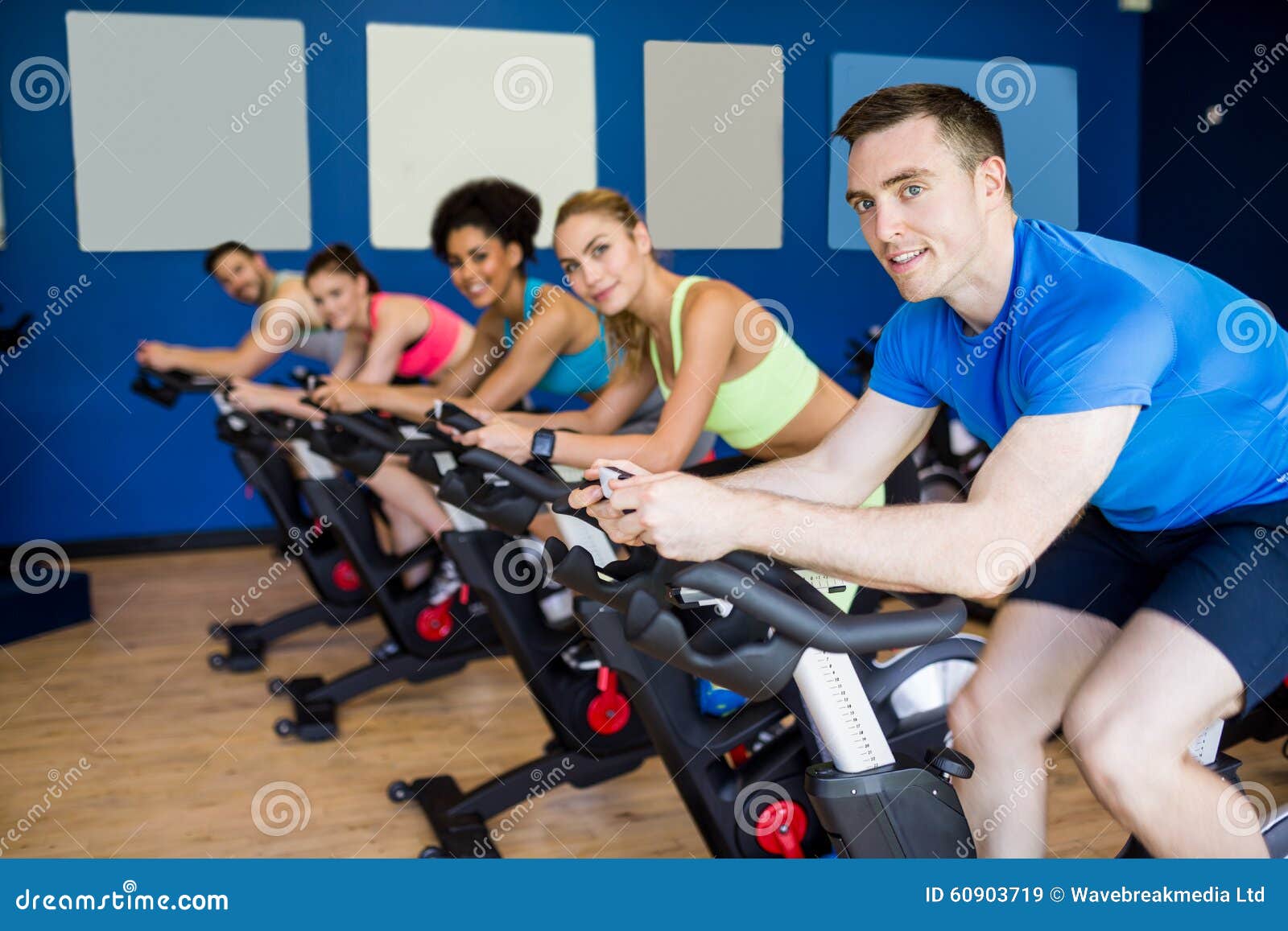 Fit people in a spin class stock image. Image of people - 60903719