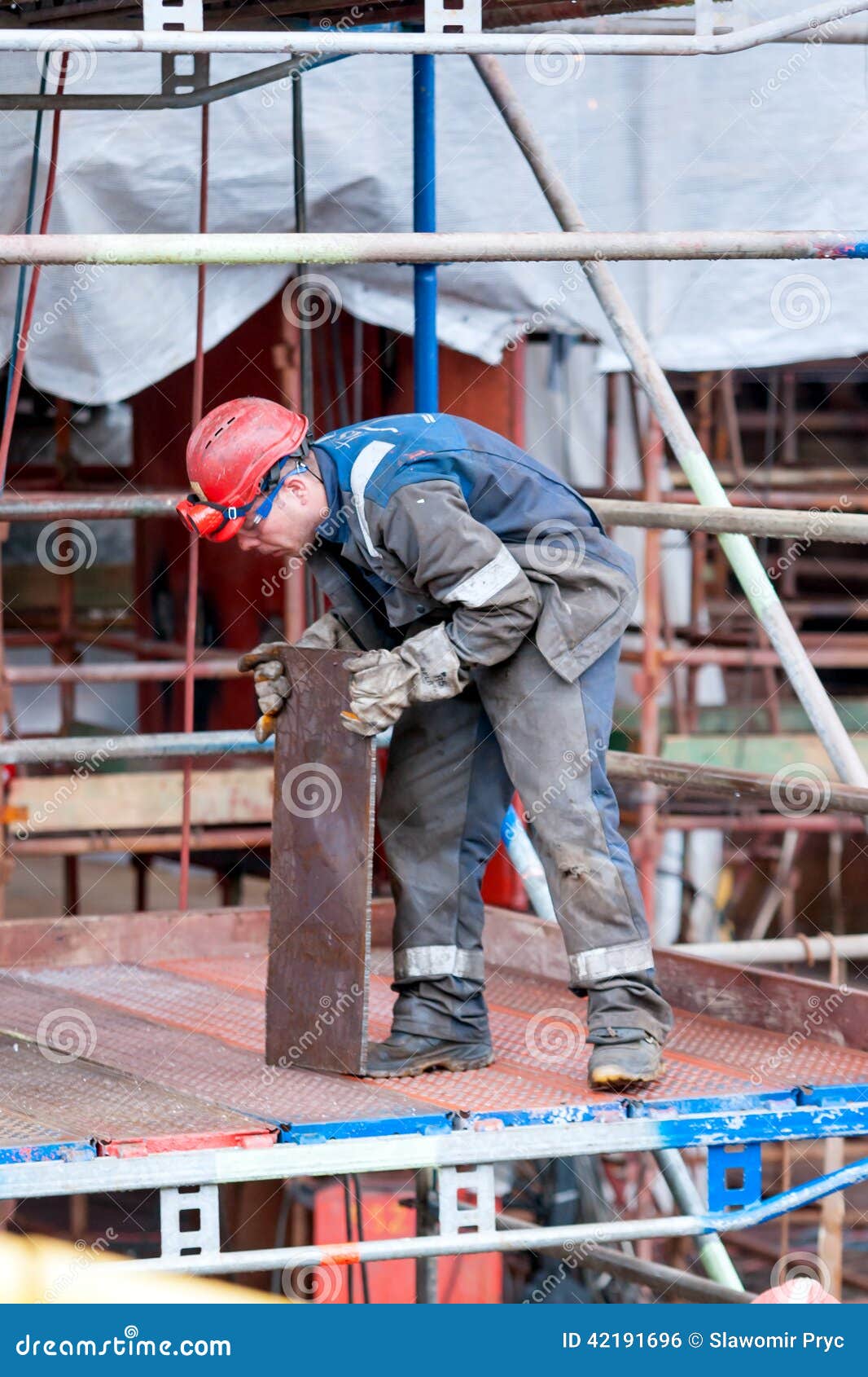 Fitter Shipbuilding editorial photo. Image of industry - 42191696