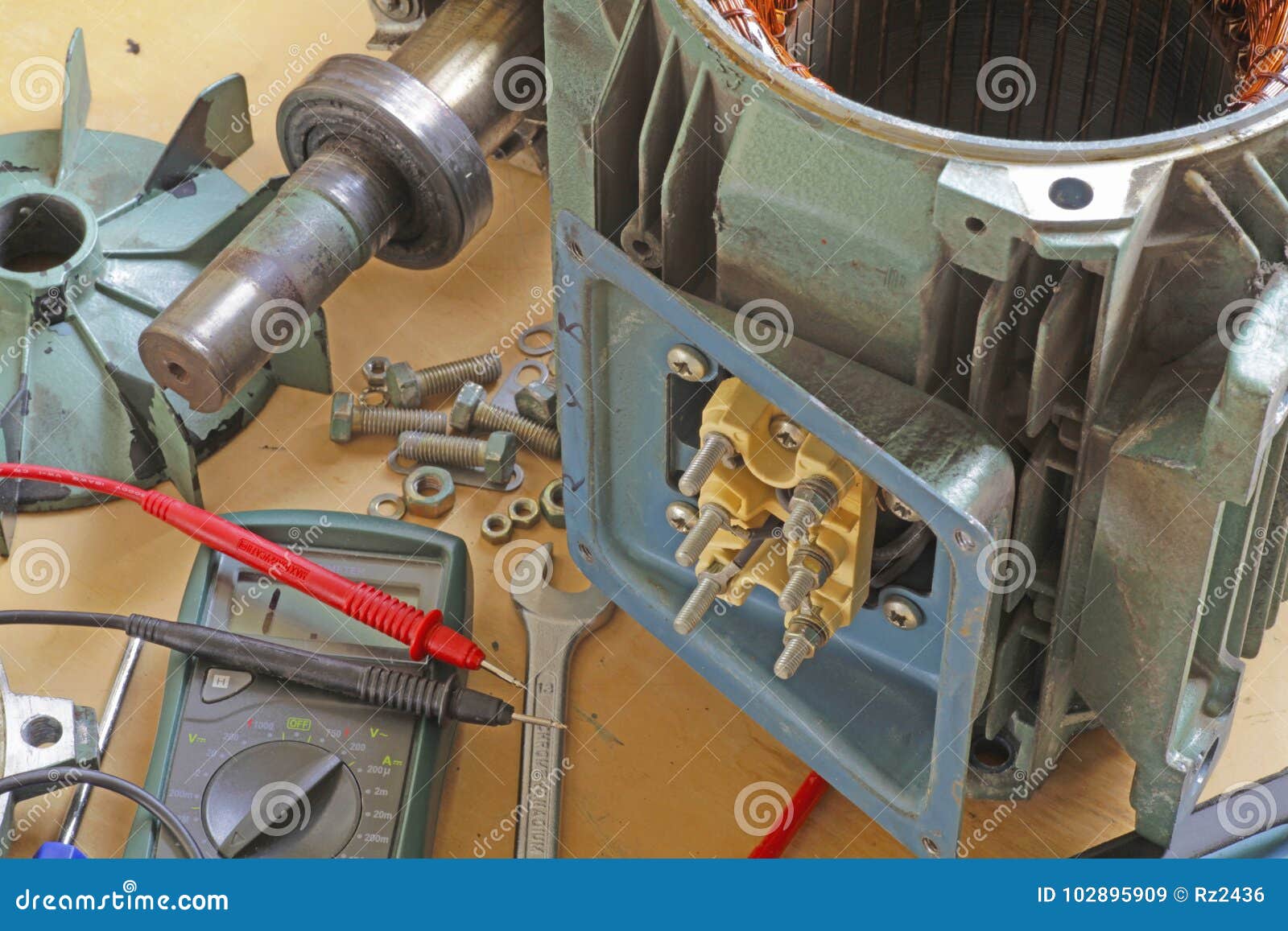 Plug, Socket, Multimeter, Continuity, Ohm,ohms, Resistance, Pin ...