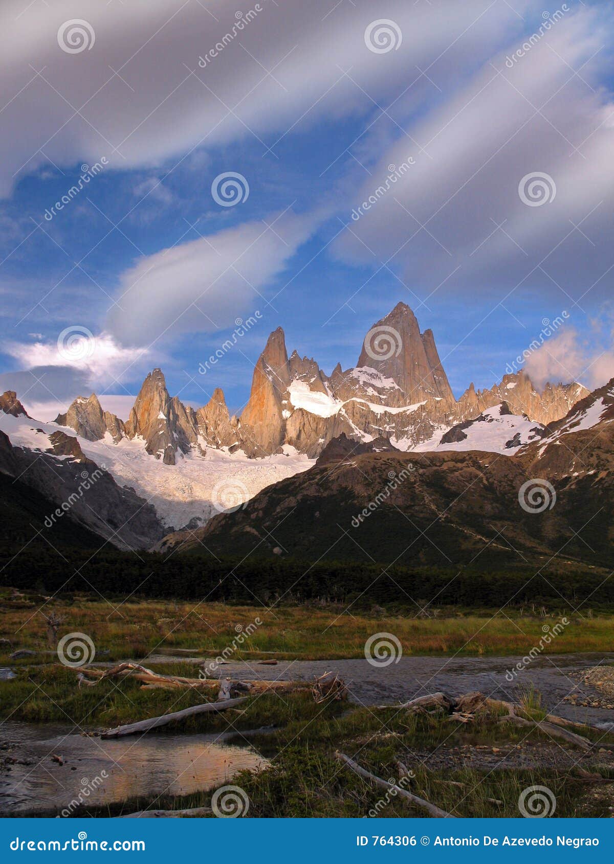 Fitz Roy stock photo. Image of fitz, mountain, scaling - 764306