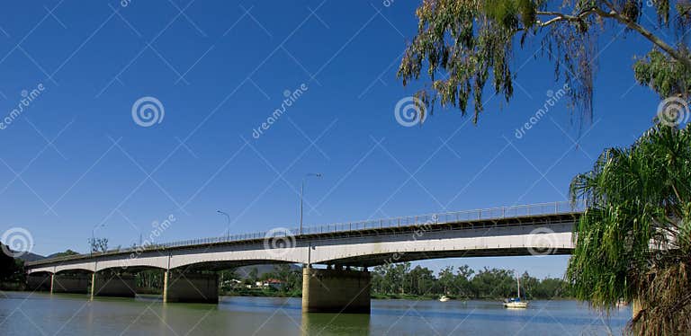 Fitzroy River Bridge Rockhampton QLD Stock Image - Image of boat ...