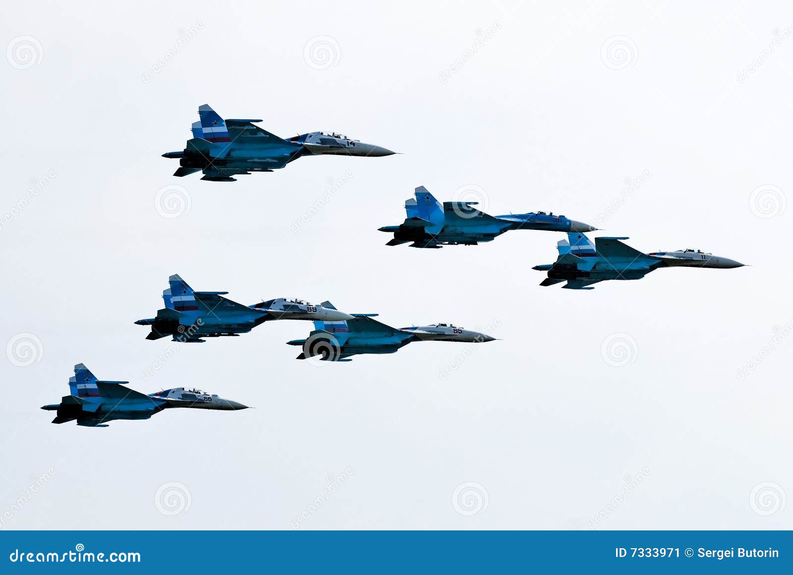 Five airplanes SU-27 stock image. Image of army, group - 7333971