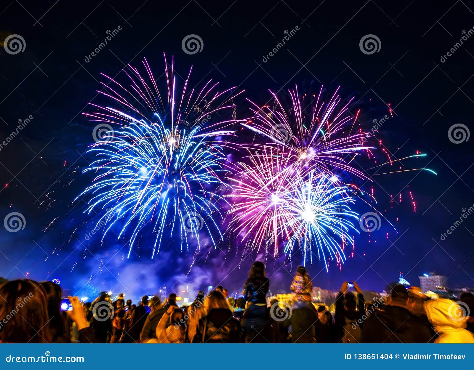 Five Big Fireworks on Dark City Sky Editorial Stock Image - Image of ...