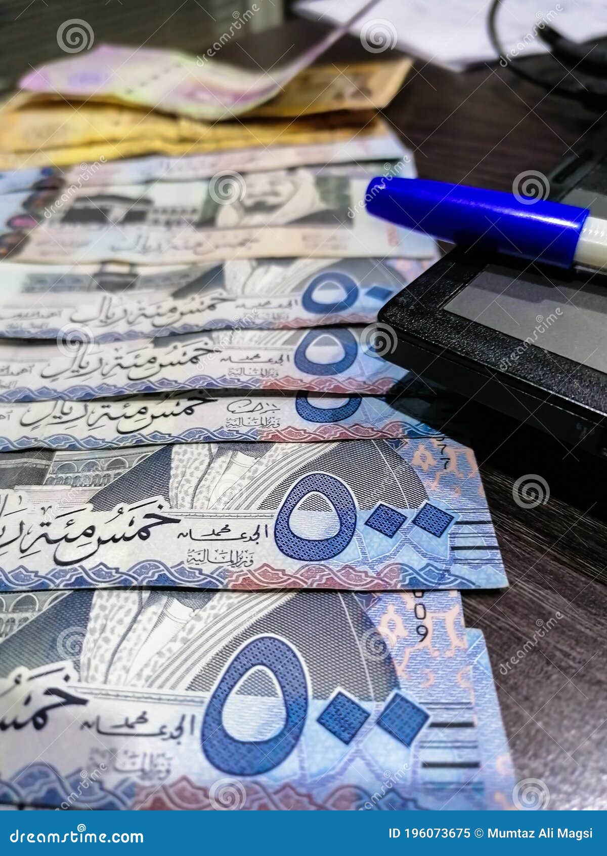 Five Hundreds Latest Style of Saudi Currency Notes in a Raw Stock Image ...