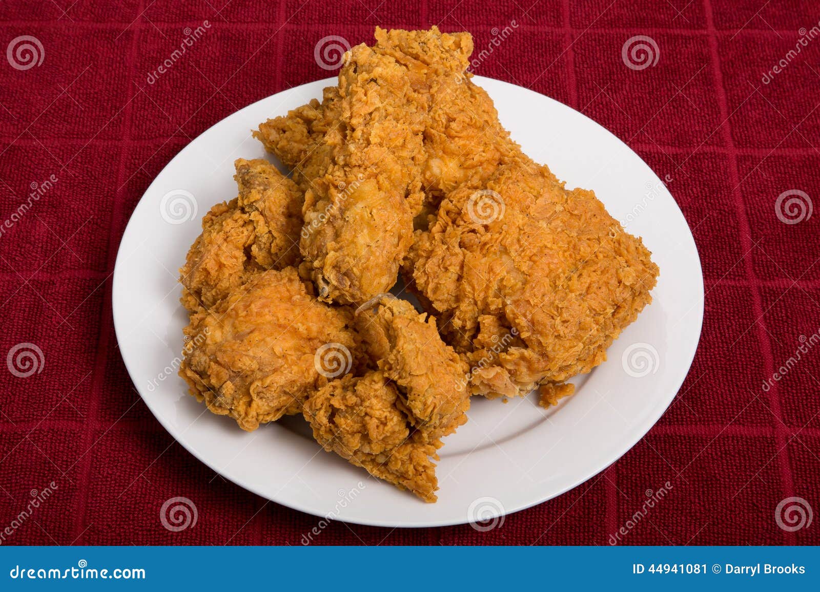 Five Pieces of Fried Chicken on Red Towel Stock Image - Image of ...
