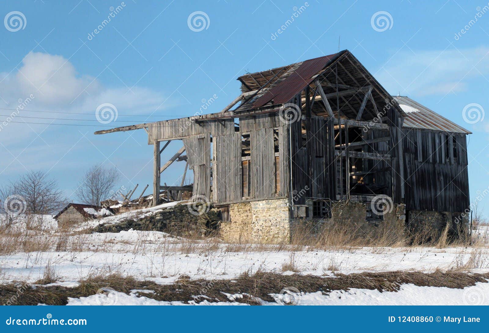Fixer Upper stock photo. Image of disrepair, fixer, structure - 12408860